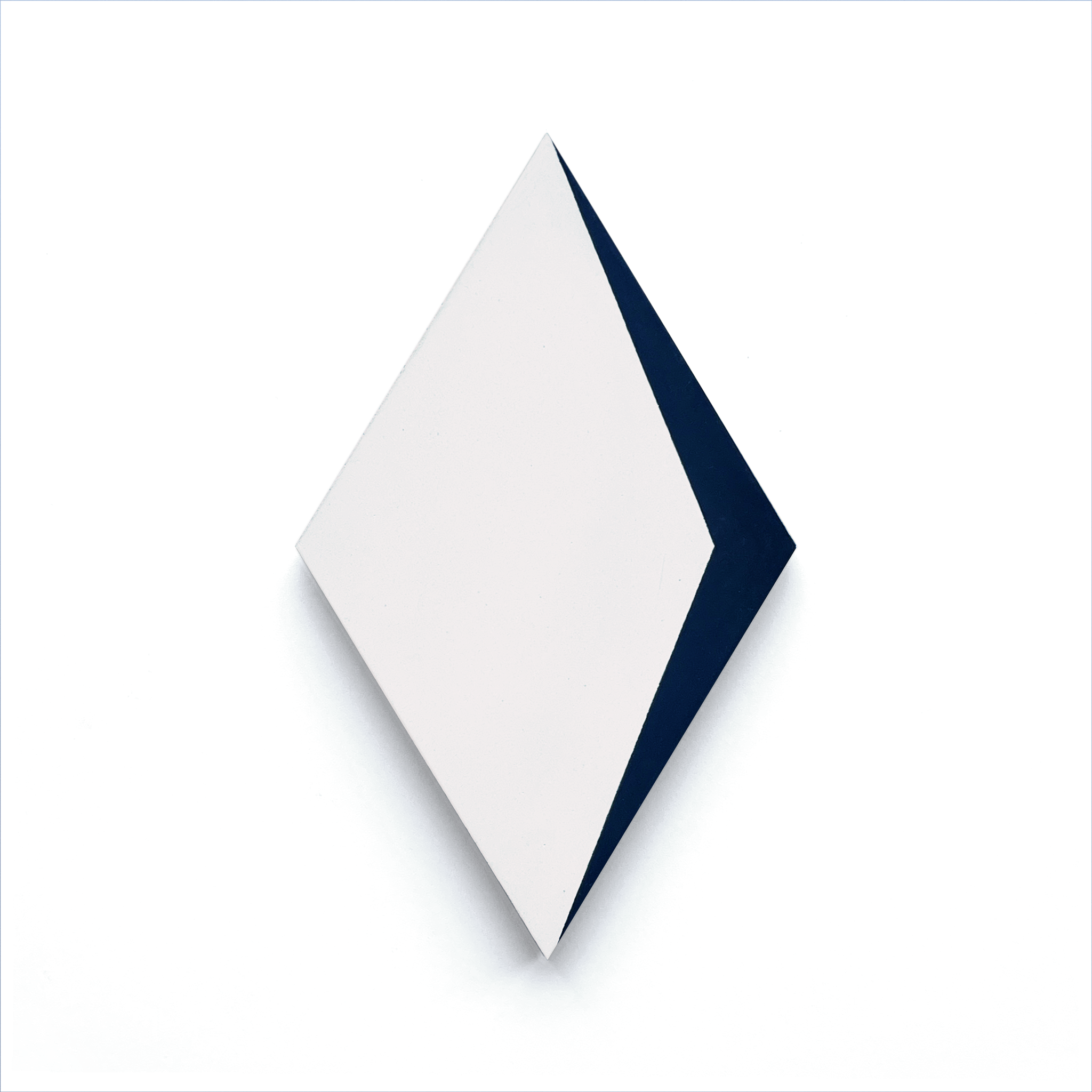 Boomerang Diamond (6" x 10") Warm White/Navy – Geon Tile